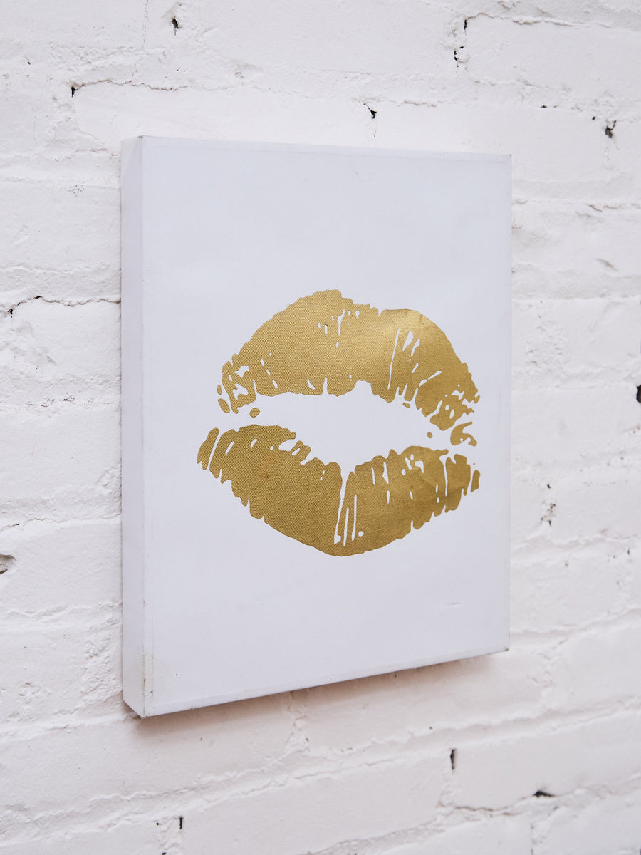 Gold Kiss Artwork – Sunbeam Vintage