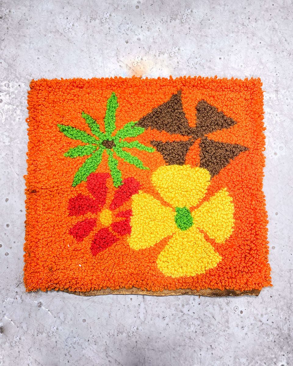 Vintage 1970’s Handmade Floral Rug – Sunbeam Vintage