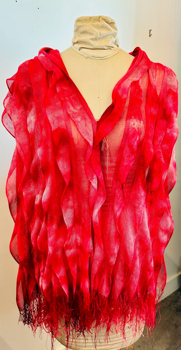 Dancing Leaf Wool into Silk Pancho Wrap – Sunbeam Vintage