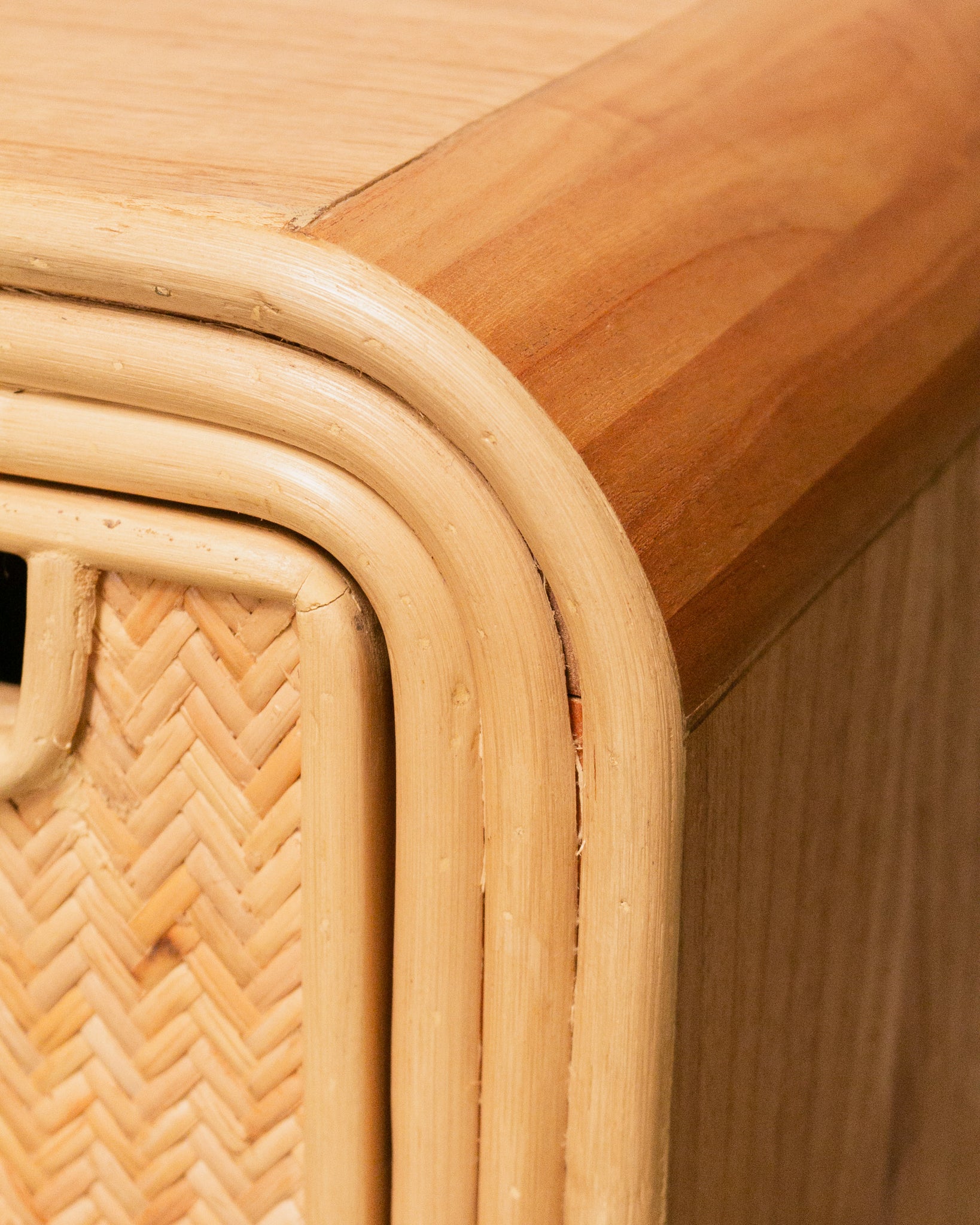 Rattan Desk – Sunbeam Vintage